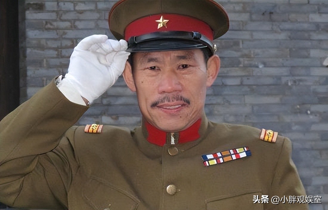 How poor is the "Bright Sword" crew?The driver was pulled by the ...