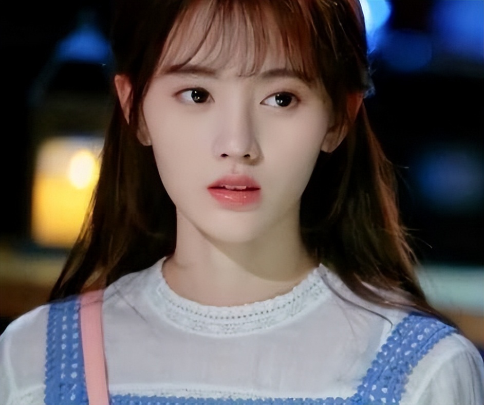 Yu Shuxin's figure is too hot, and the cute girl learned Ju Jingyi's contrasting outfits are ...