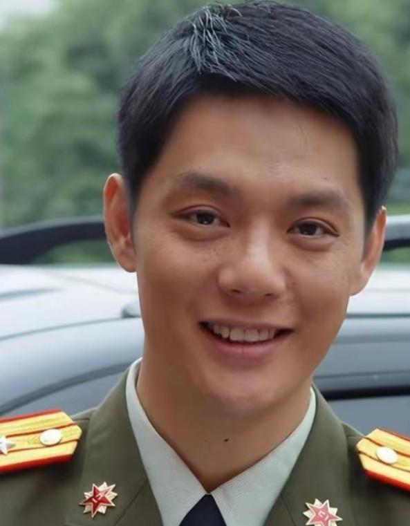 Fu Chengpeng: After becoming famous, he abandoned his wife and son ...