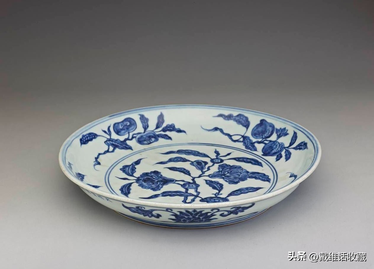 Treasure of Xuande Blue and White Porcelain of Ming Dynasty ...