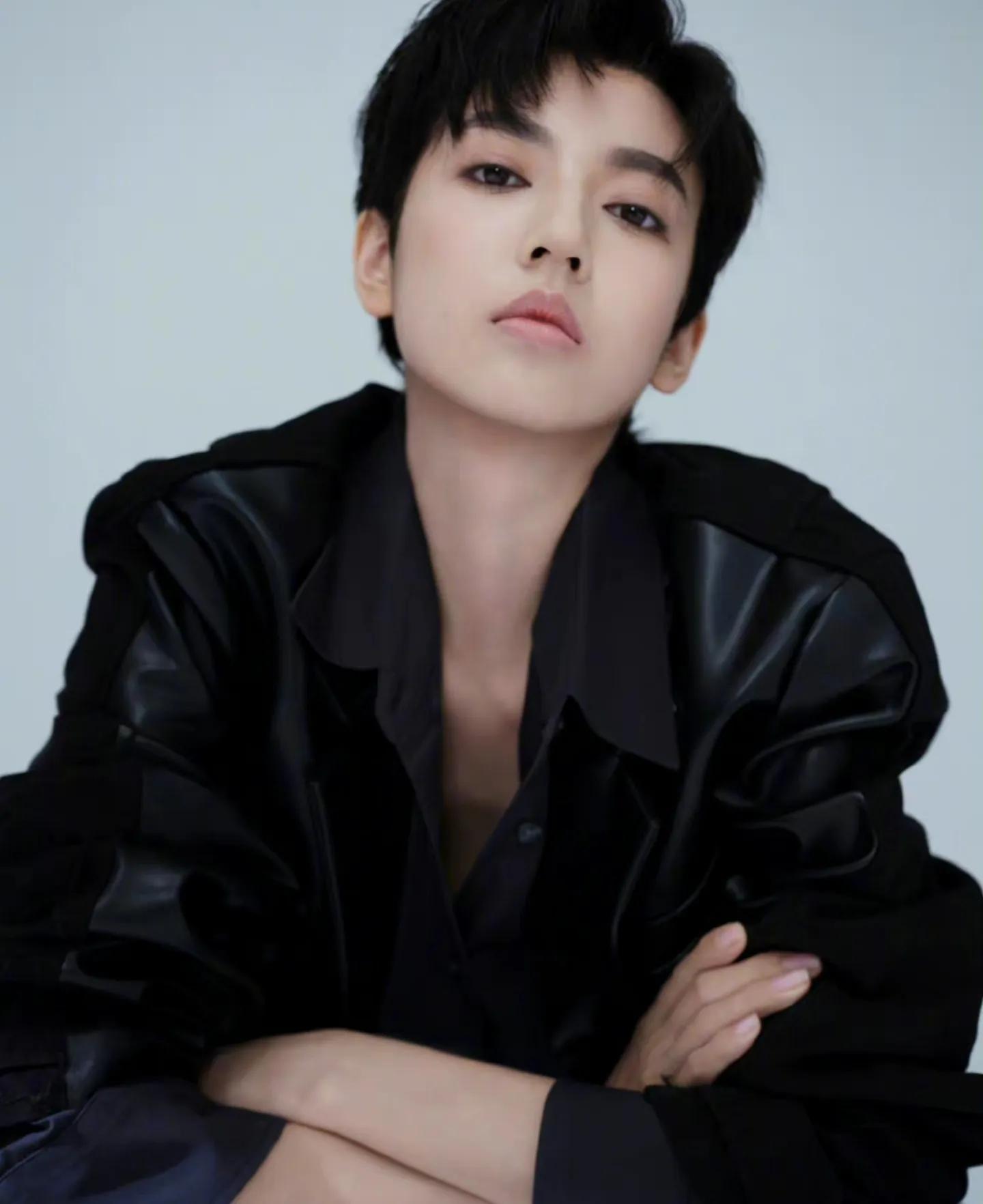 Yu Zheng's ceiling actor - iNEWS