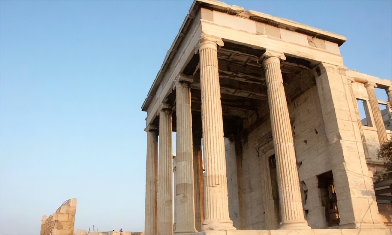 What influence did the five-column architecture of ancient Rome have on ...