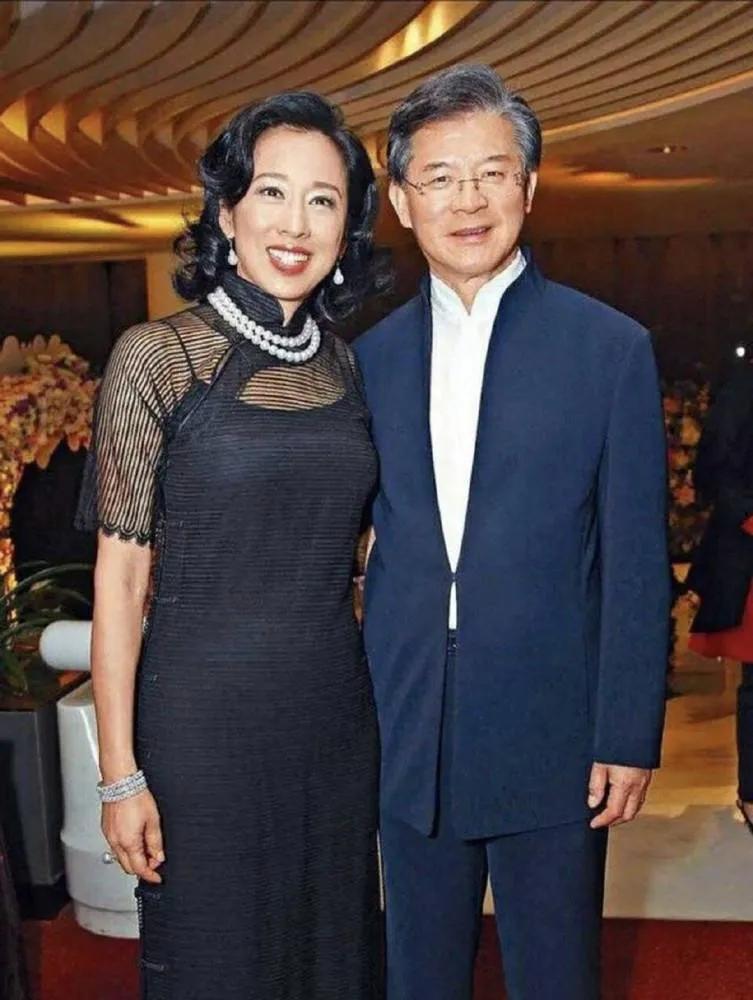 Zhu Lingling, who married two wealthy families - iNEWS