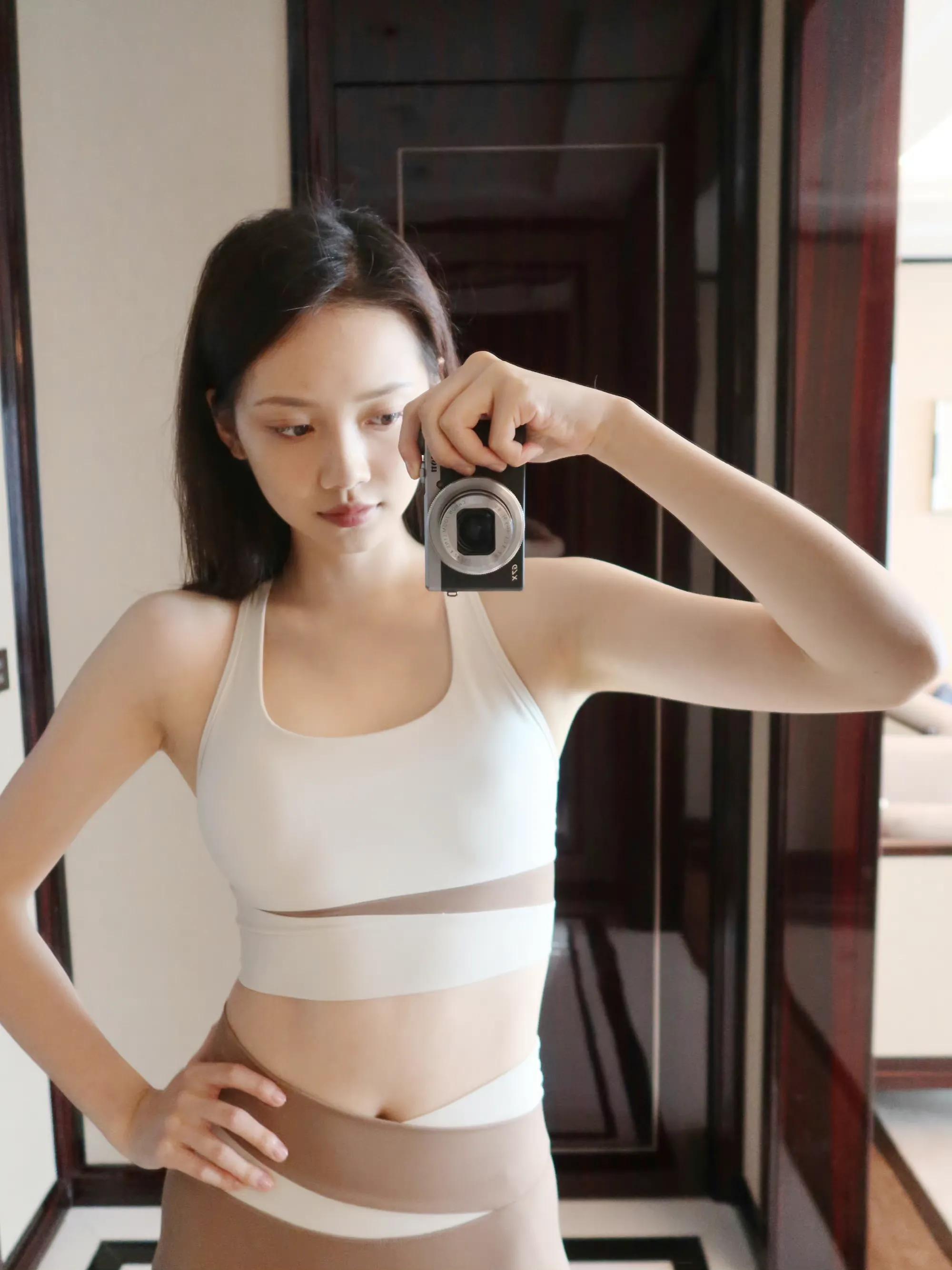 Sun Yihan's beautiful picture - iNEWS