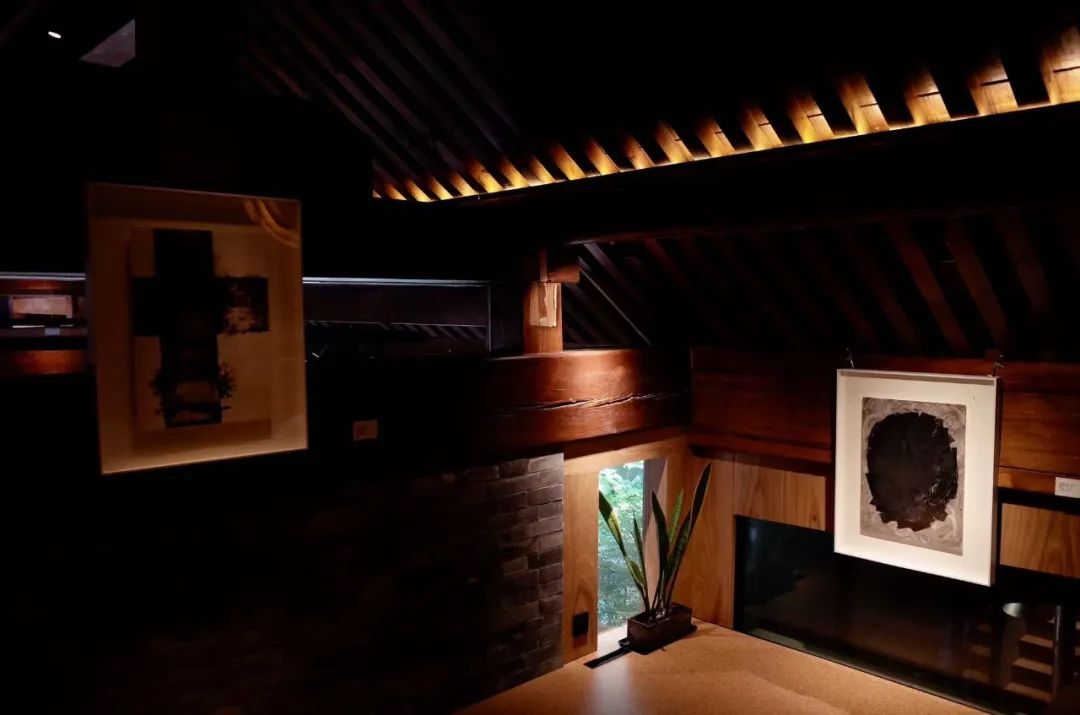 He Yu·Using brush and ink as a medium, wandering out of the rhyme of ...