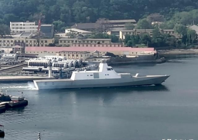 The Type 055 destroyer has been in service for only 4 years and is ...