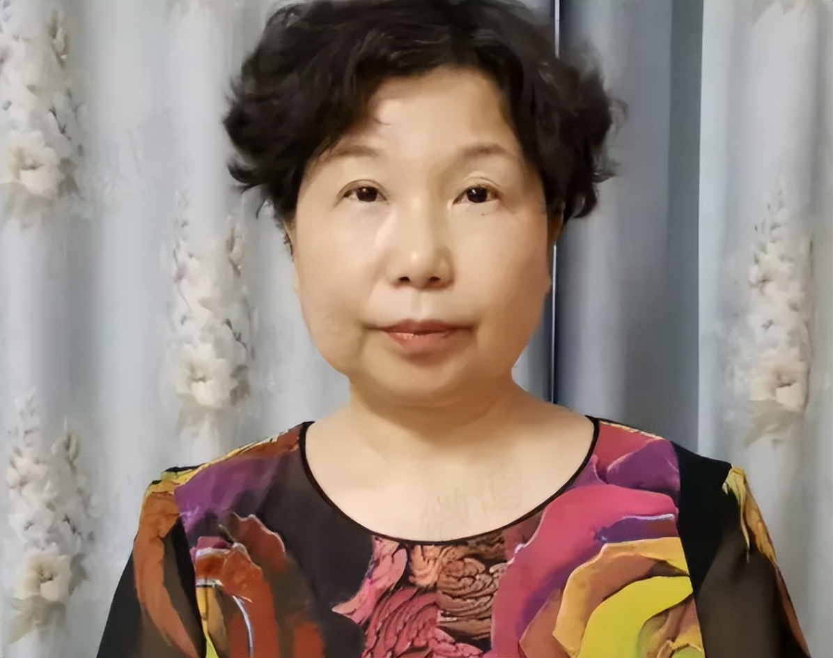 Du Fan encouraged old Du to kneel at the gate of Wei's house, Pan Lu ...