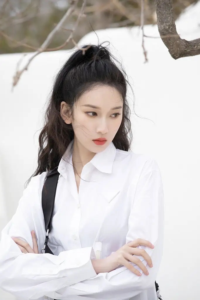 Mingyang Entertainment—Beauty Star-Liu Lingzi - iMedia