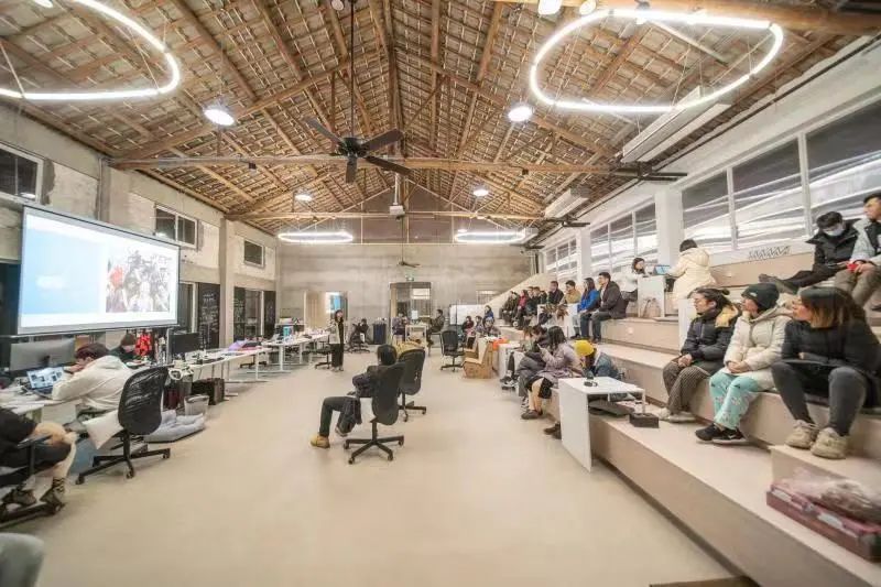 Li Yanyi of Aijia Group: Looking for the Second Curve of Enterprise ...