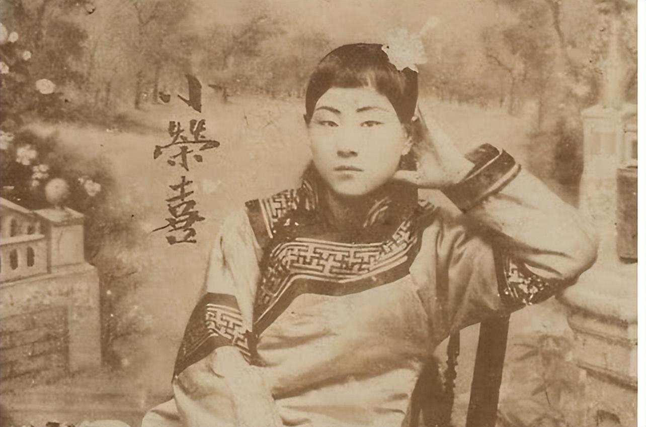 What did the three famous prostitutes in the late Qing Dynasty look ...