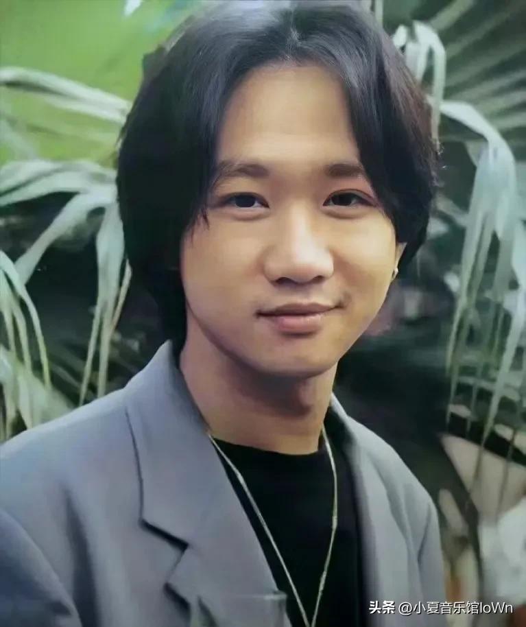 Rock master Huang Jiaju: From a poor family to a music superstar, he ...