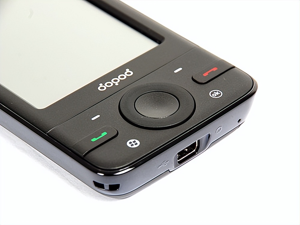 Once a navigator of the times - Dopod P660 mobile phone - iNEWS