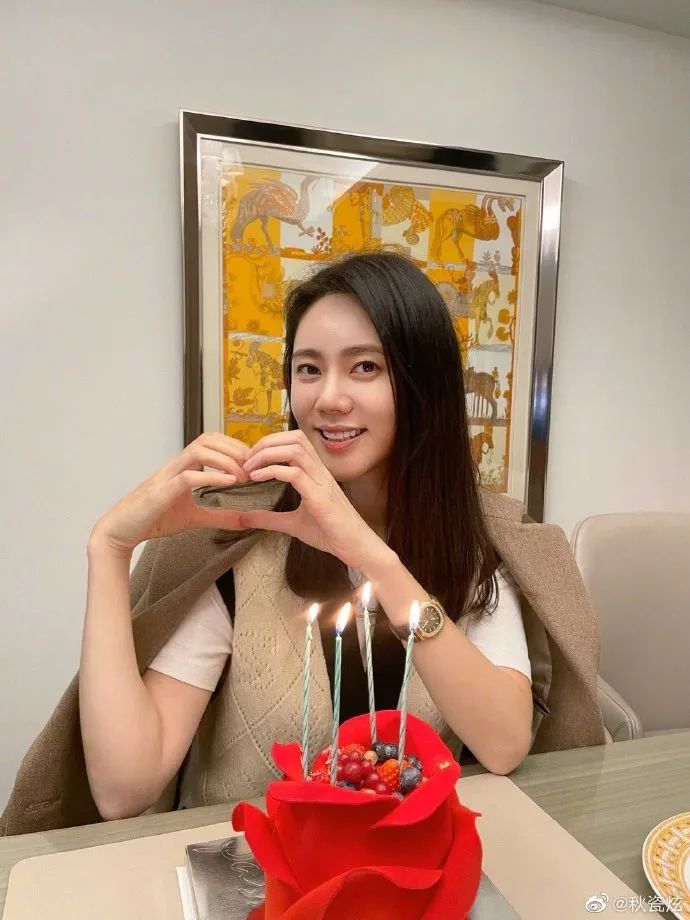 Is Liu Yuning divorced? Wang Xiaofei loses the lawsuit and sells miserably? How hot is Liu ...