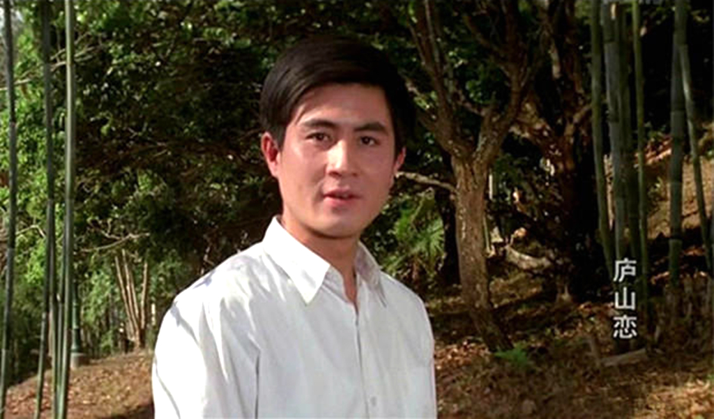 The two became famous because of their first love, Zhang Yu is still ...