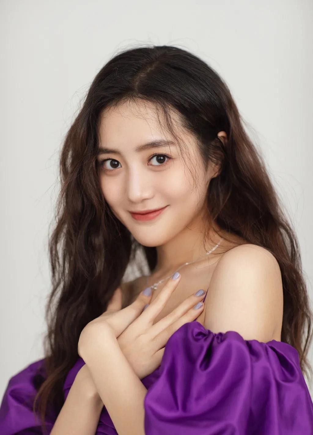 Wang Ziwei, a sweet girl - iNEWS