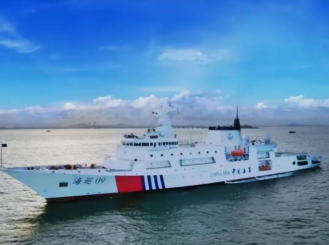 Chinese and Philippine warships clashed at sea, and the 09 ship ...