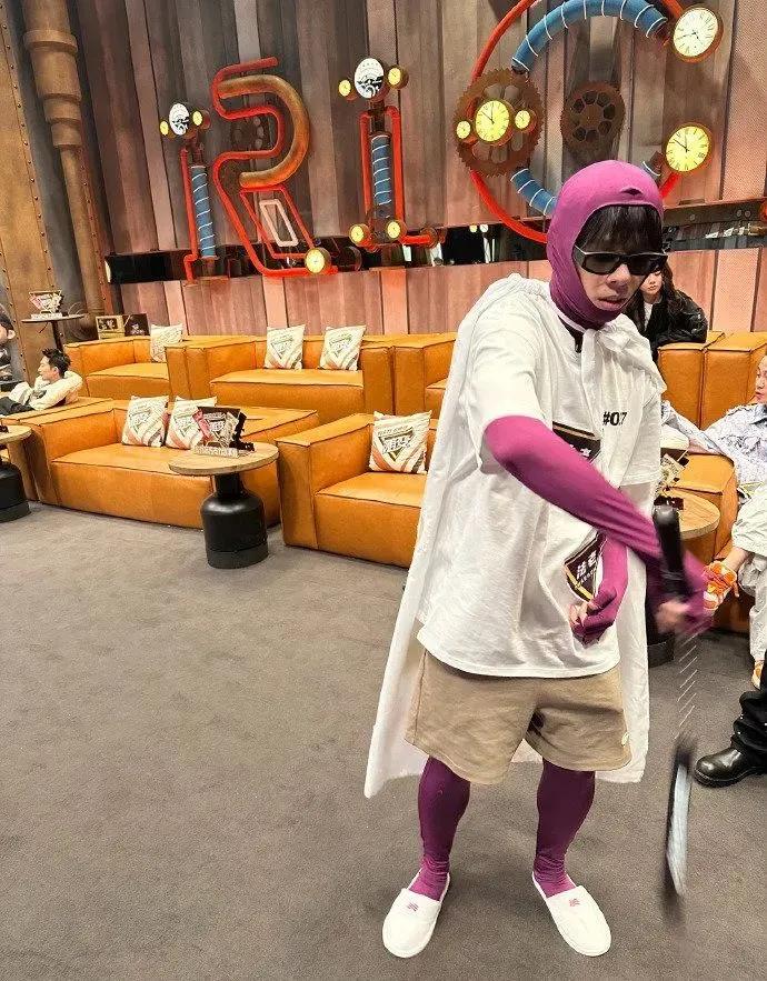 A large number of rappers responded to the recording of "Rap Showdown 2 ...