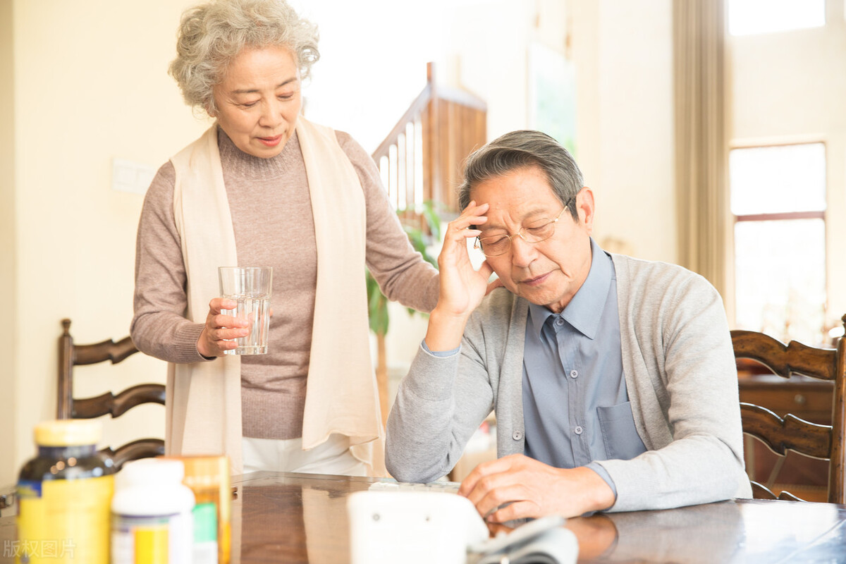 More than half of the elderly feel lonely, how to solve the problem of ...