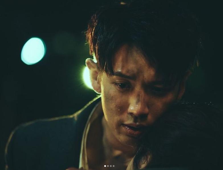 Ke Zhendong had an accident while filming, his face was injured by a ...