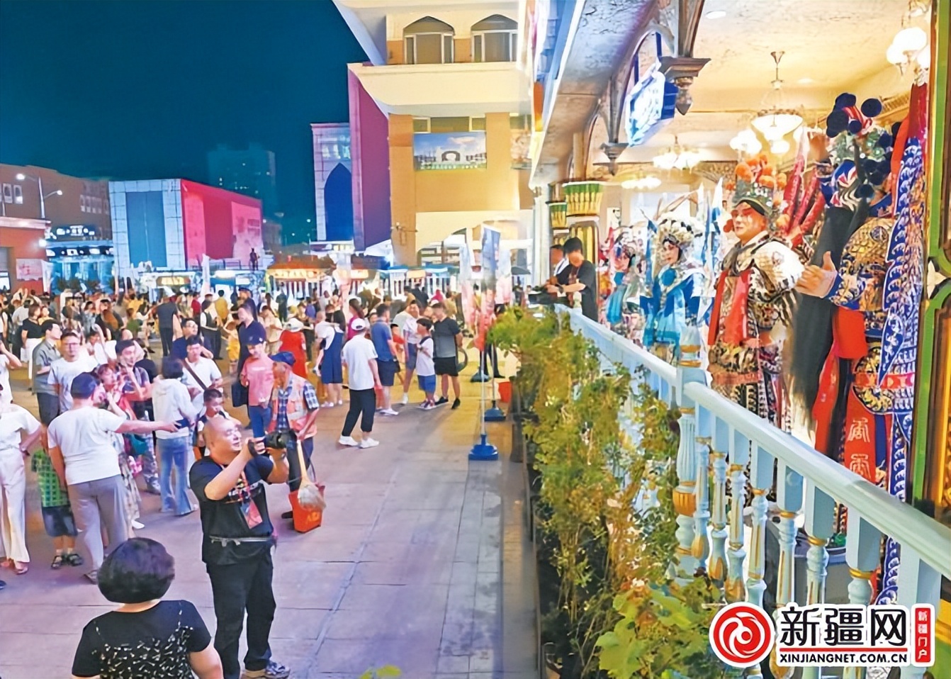 Urumqi: Go shopping in business districts, visit neighborhoods, visit ...