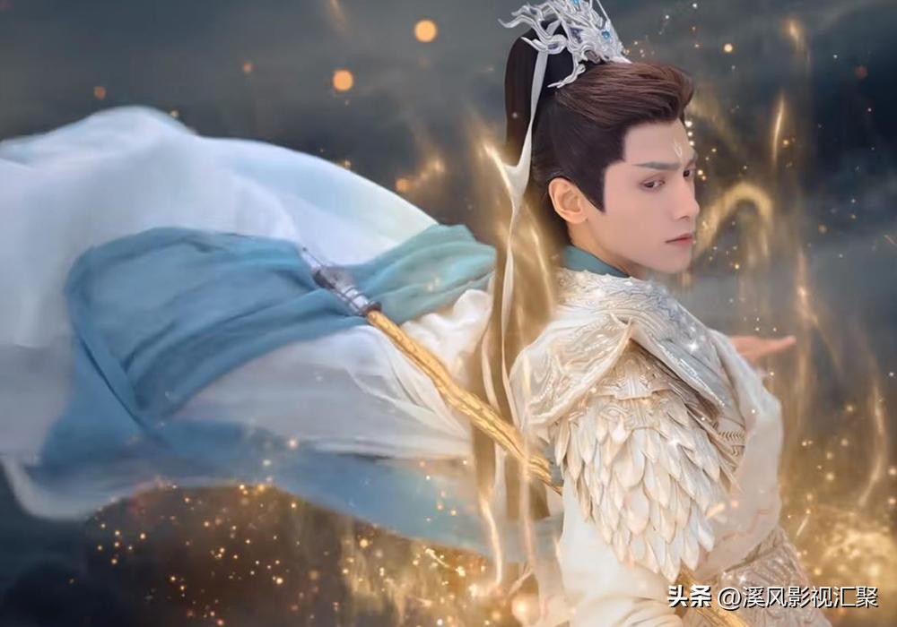 "Long Moon Embers" Luo Yunxi debuted as God of War, Ming Ye is handsome ...