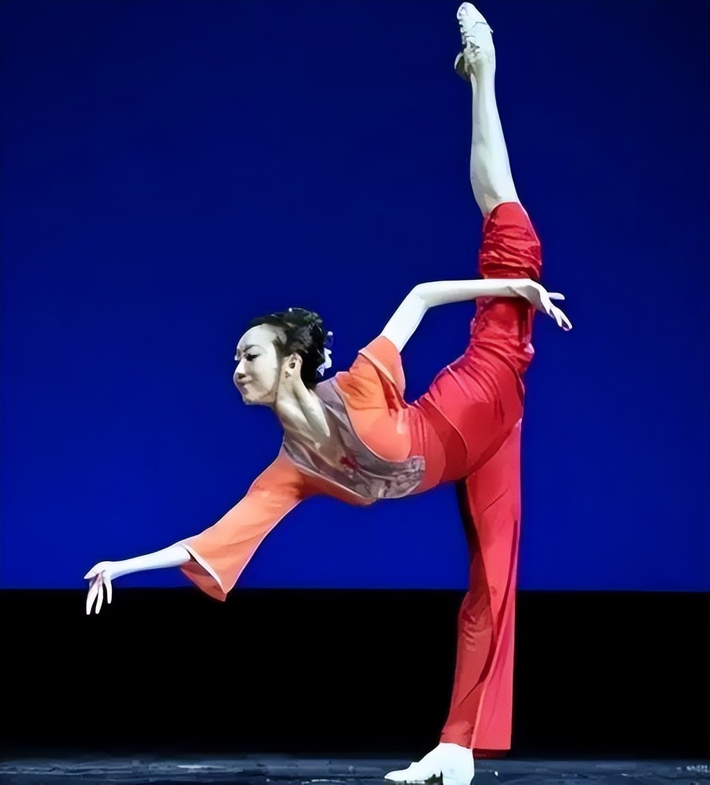 Wheelchair dancer Liu Yan: Zhang Yimou felt guilty for being paralyzed ...