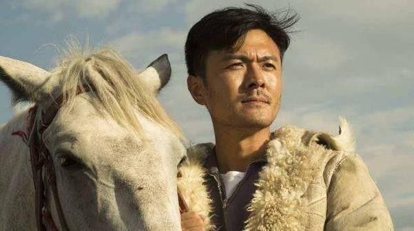 After he broke up with Gao Yuanyuan, he didn't have any romance or scandals, and claimed that he ...