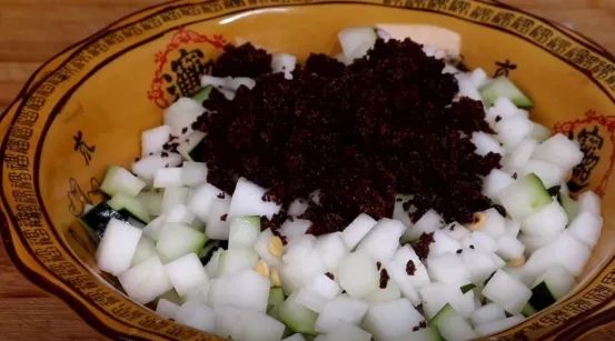 After the fall, eat more wax gourd, it's cheap and in season, just cook ...