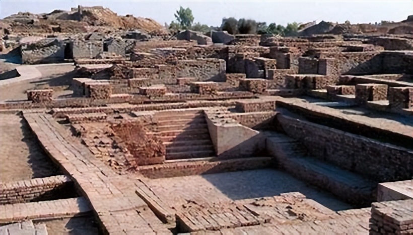 The ruins of the Harappan civilization are located in the northwestern ...