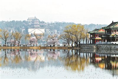 The beautiful scenery of "Peach Willows and Banks" reappears on the ...