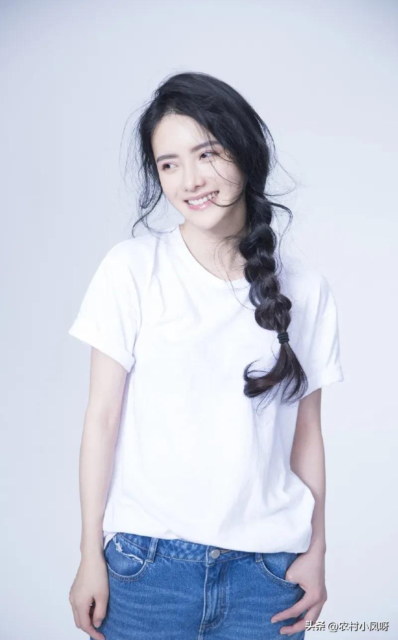 Share pictures——Zhang Zhixi, the goddess of temperament - iNEWS