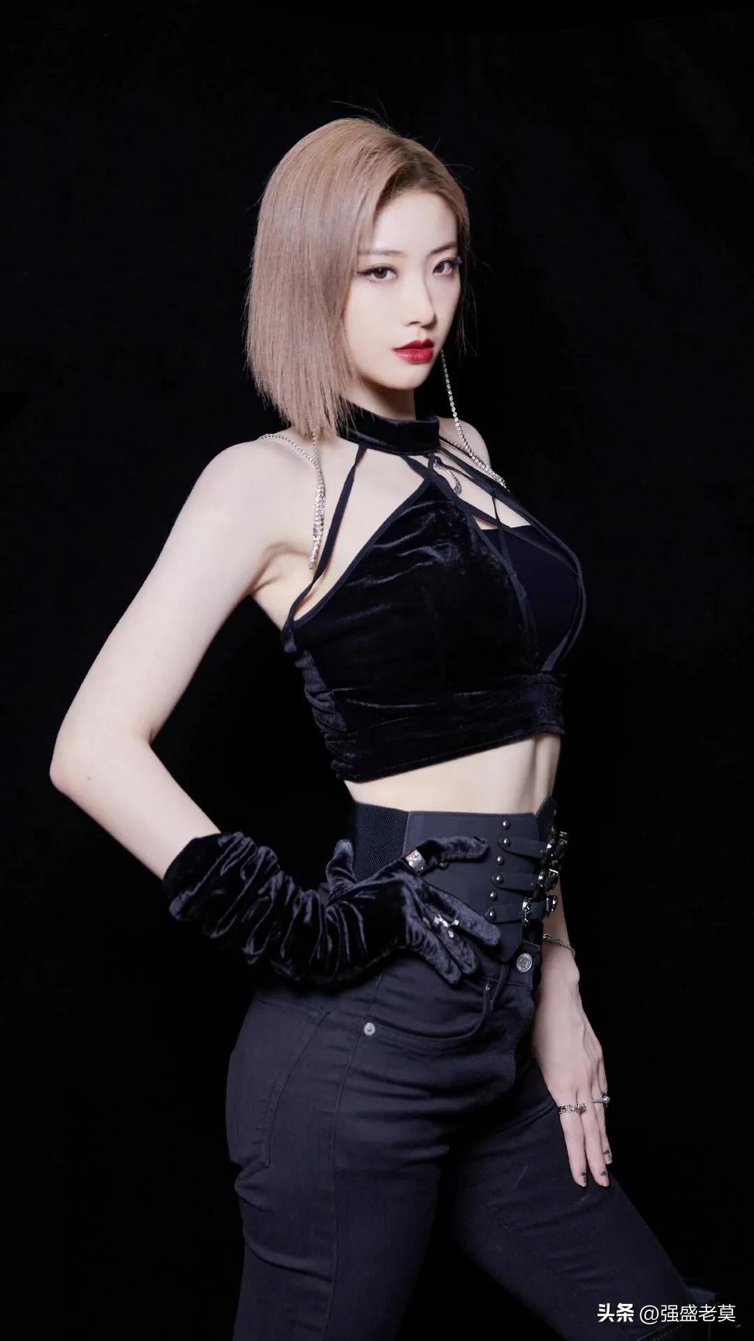 Yu Yan stunning photo - iNEWS