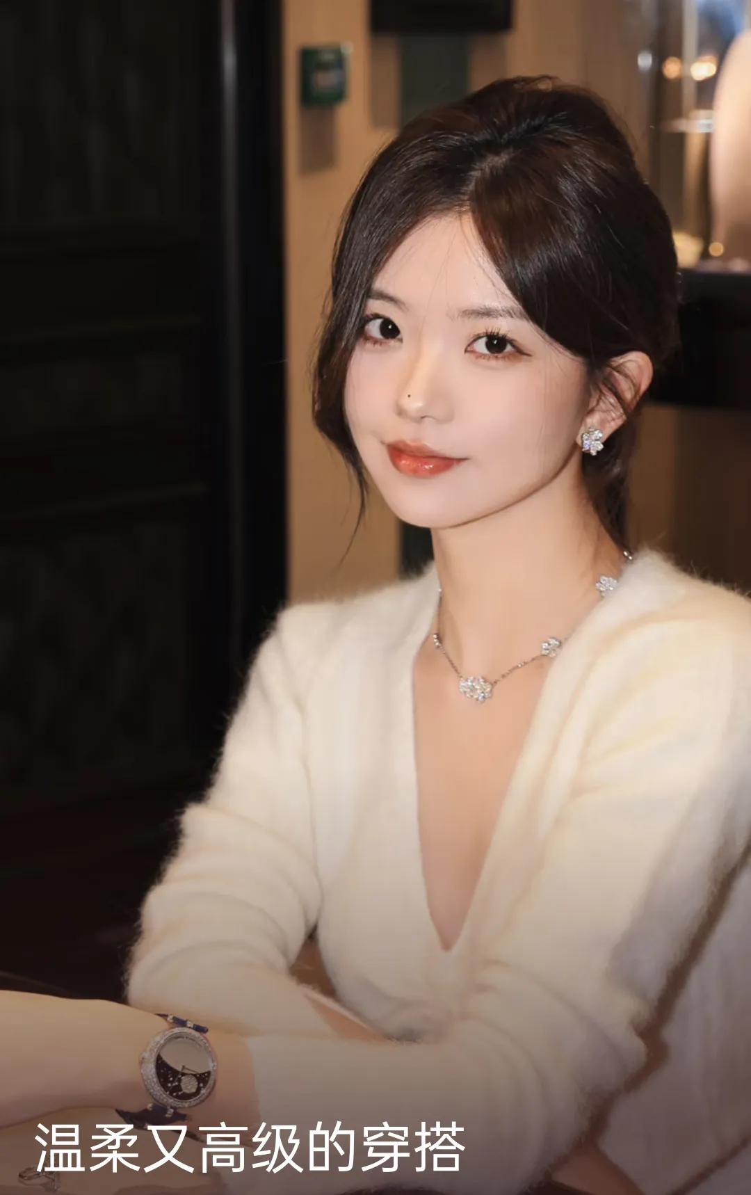 The glamorous beauty "Chen Douling" has a fresh and sweet appearance ...