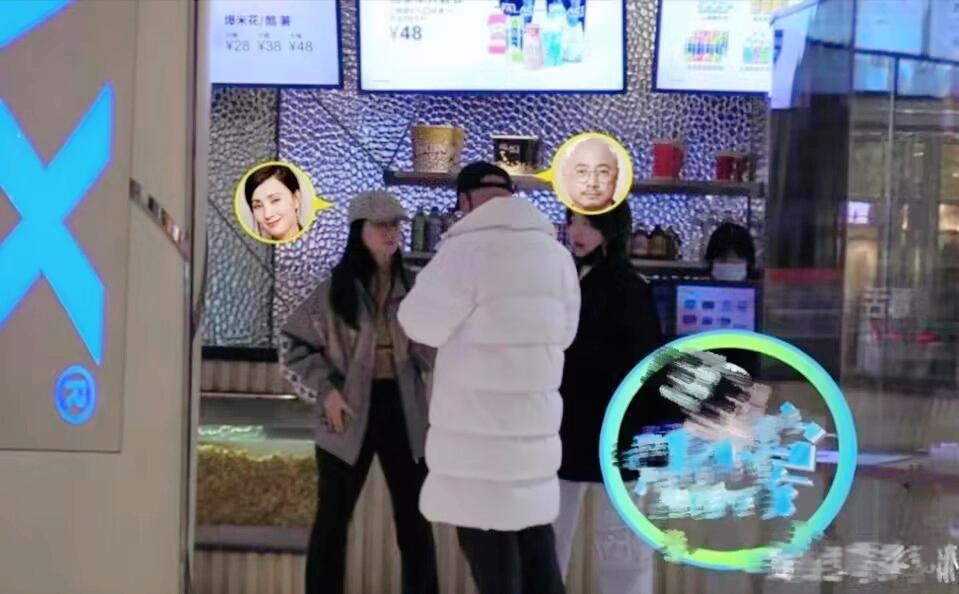 Xu Zheng's family of three appeared in a supermarket to watch a movie. The 14-year-old daughter ...