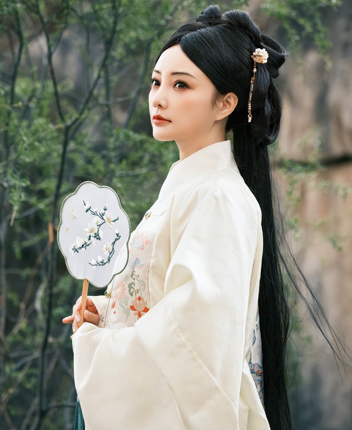 Li Xiaolu's new relationship? The 31-year-old Internet celebrity uncle ...