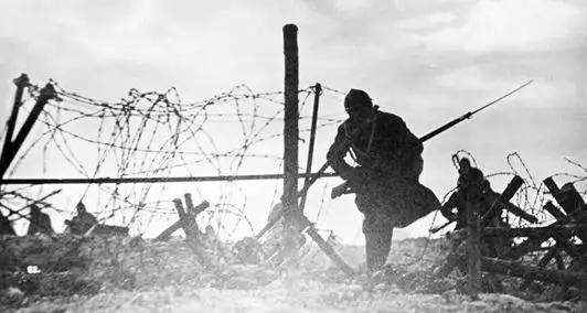 How were tanks invented? - iNEWS