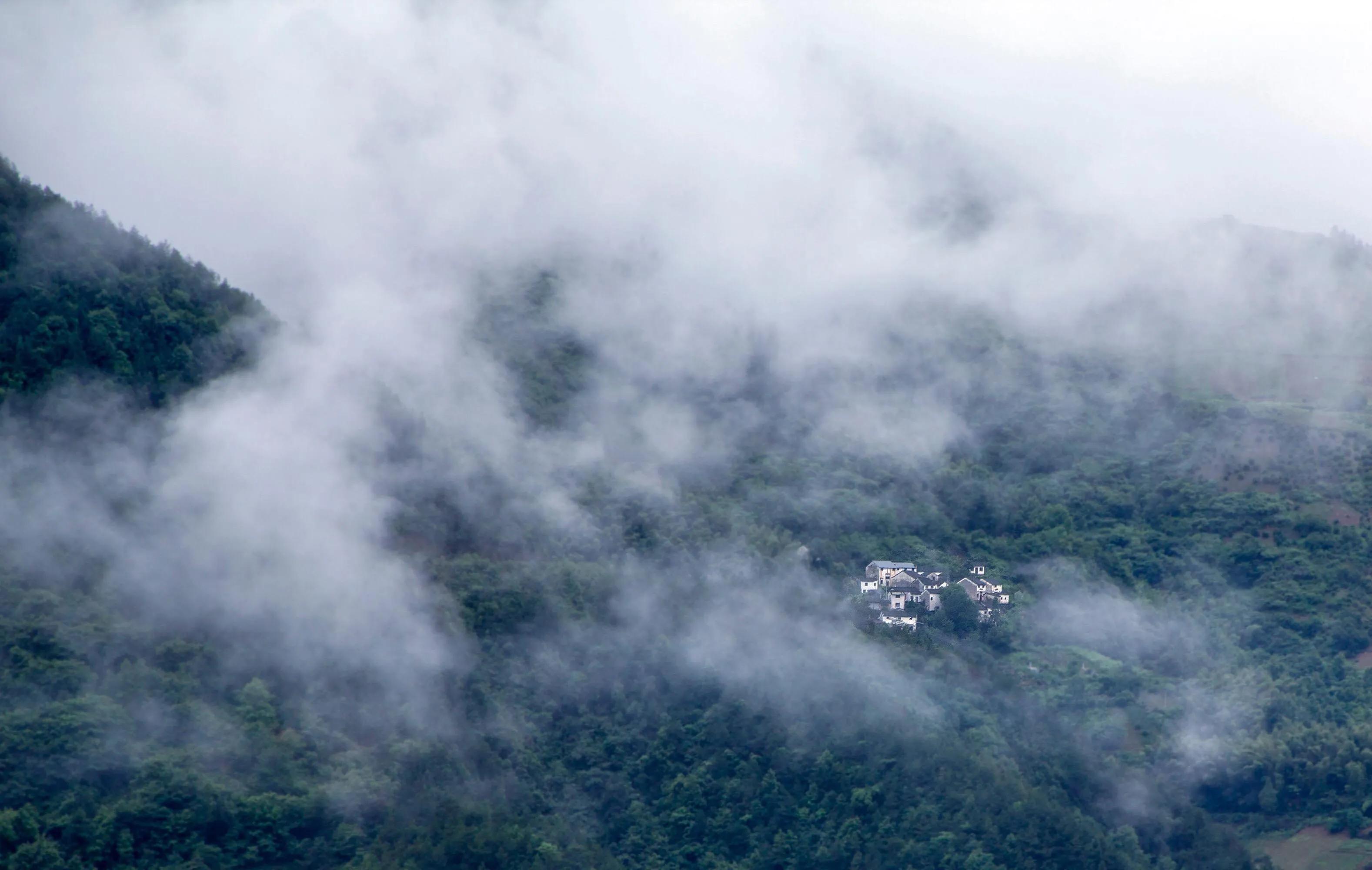 Cheng Lian, Misty Rain in Tixi Village - iMedia