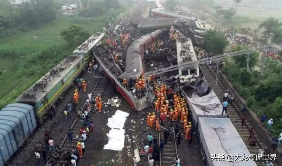 The Indian train is too angry, right? If there is a disagreement, it ...