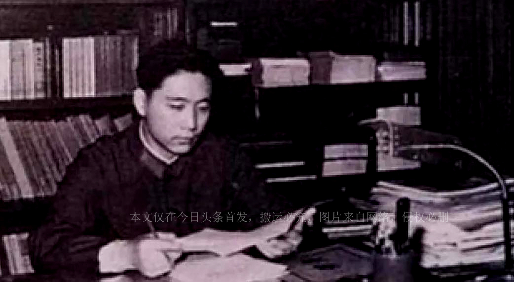 After the arrest of the Gang of Four, the members of the Shanghai ...