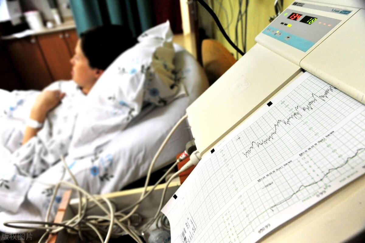 The premature twins died outside the hospital, and the patient gave up ...