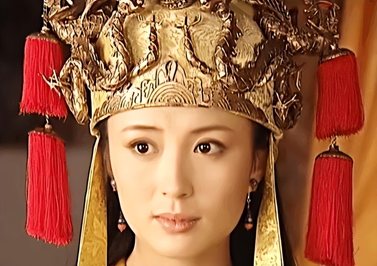 Female champion Fu Shanxiang: She was coveted by her boss because of ...