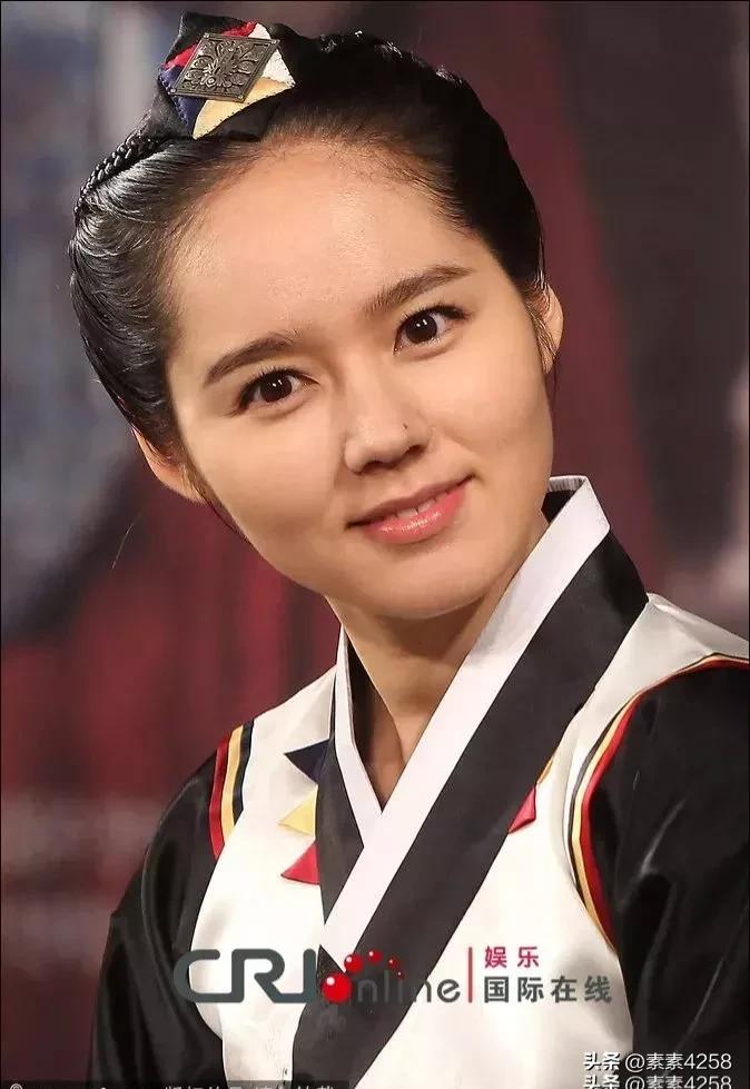 Korean actress Han Ga-in - iNEWS