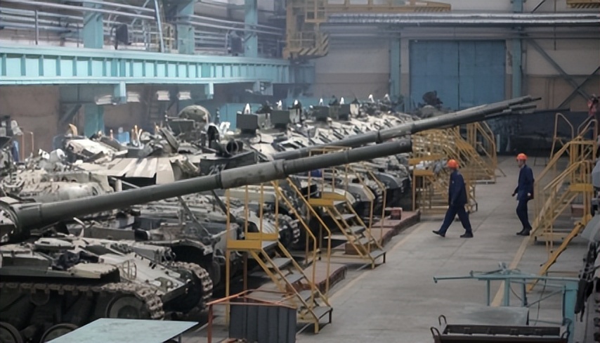 Pakistan to send Ukrainian tanks in exchange for economic aid - iMedia