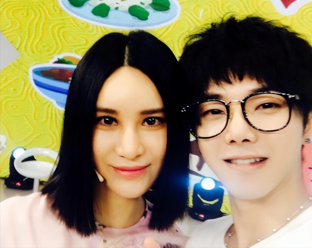 Fans can't stand it anymore! 33-year-old Hua Chenyu "ashamed", "Eternal God" finally became a ...