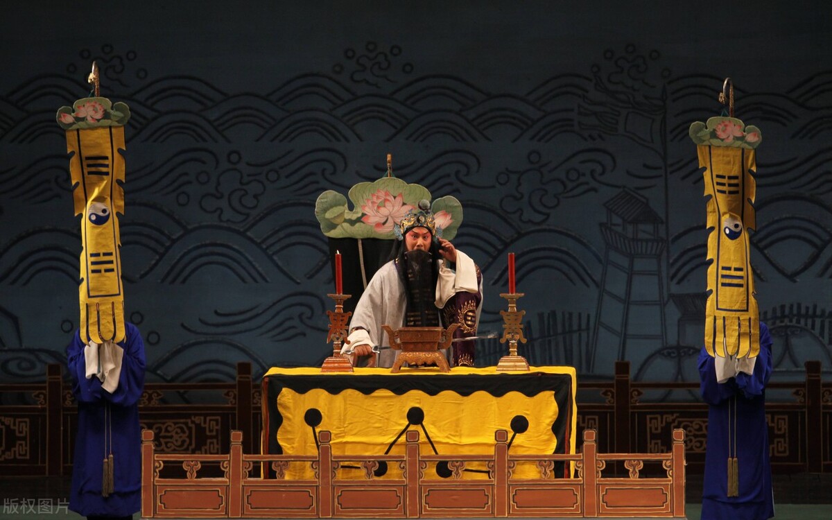 Zhuge Liang compares himself to Guan Zhong Leyi, who has done more for ...