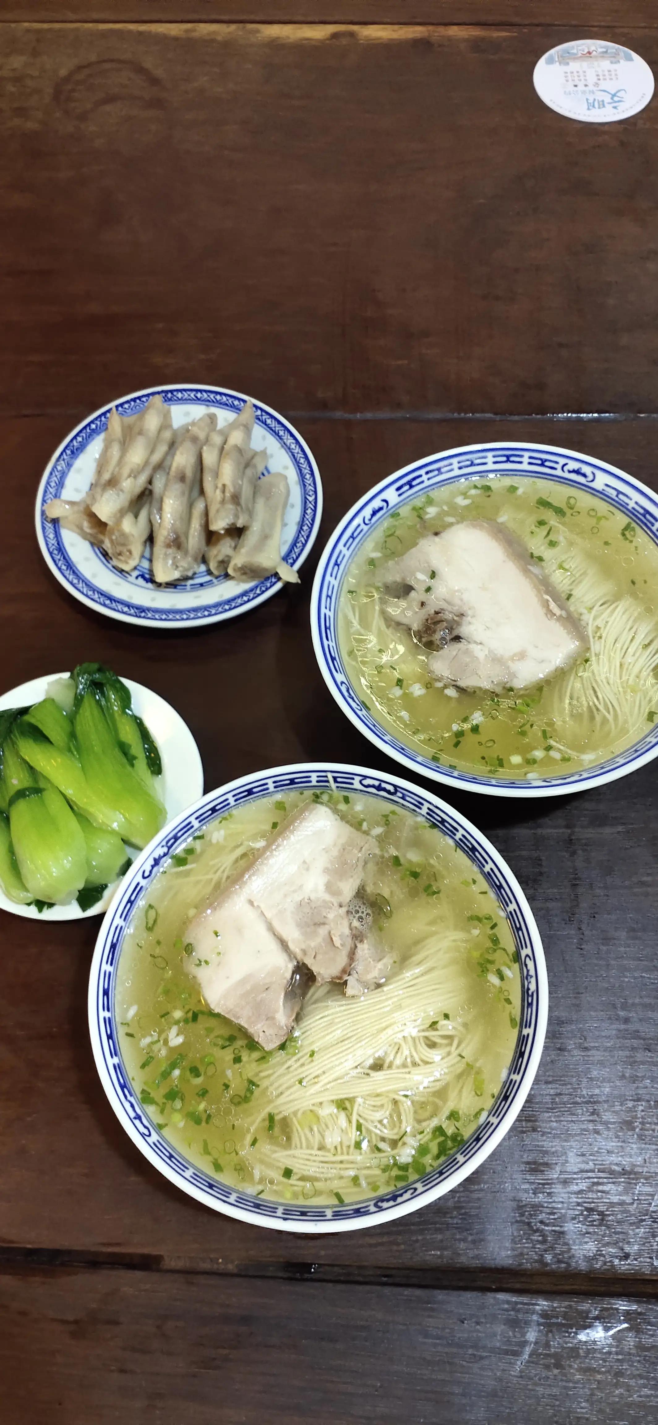 It's just three things, the third time I ate Suzhou noodles, and finally I ate it right! - iNEWS