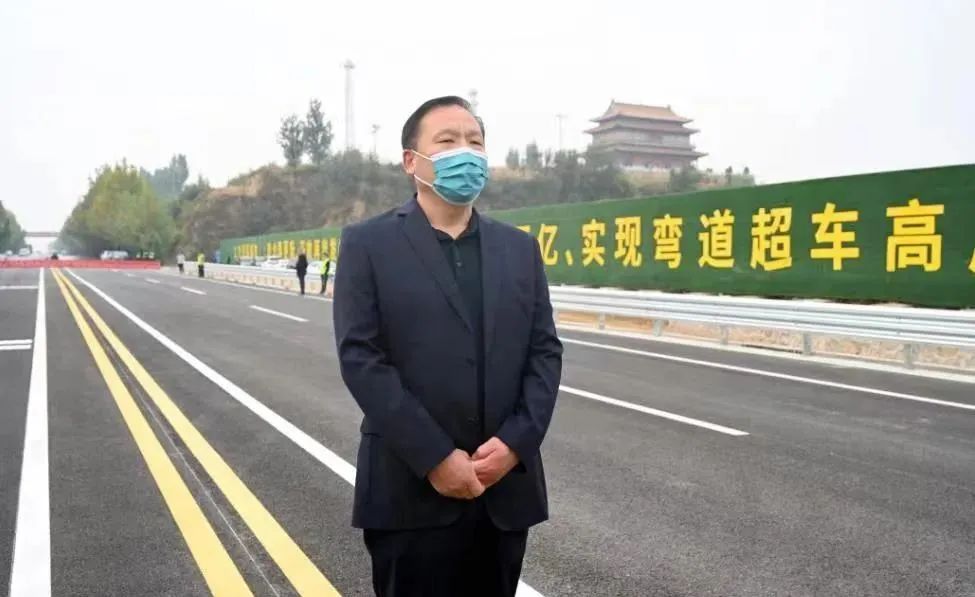 Gangcheng Road Hutuo River Bridge officially opened to traffic - iNEWS