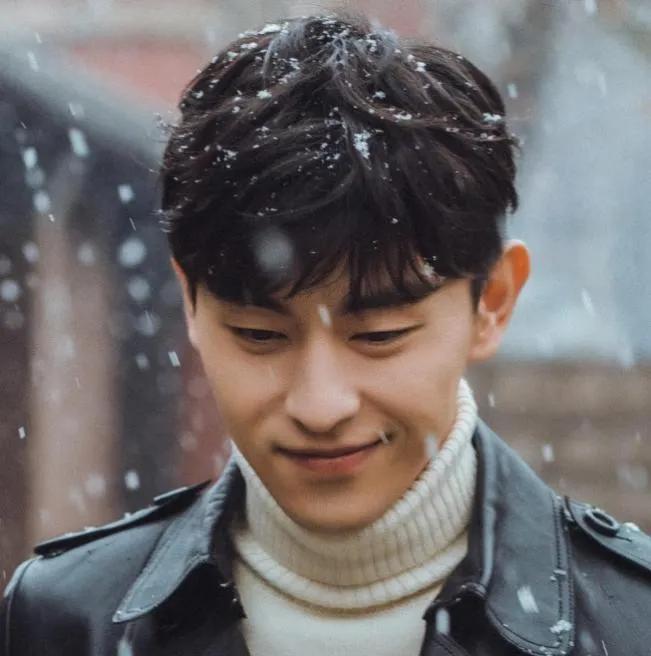 Deng Lun: Tax evasion? - iMedia