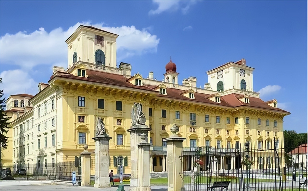 The Rich Diversity and Inheritance of Ancient Austrian Culture - iMedia