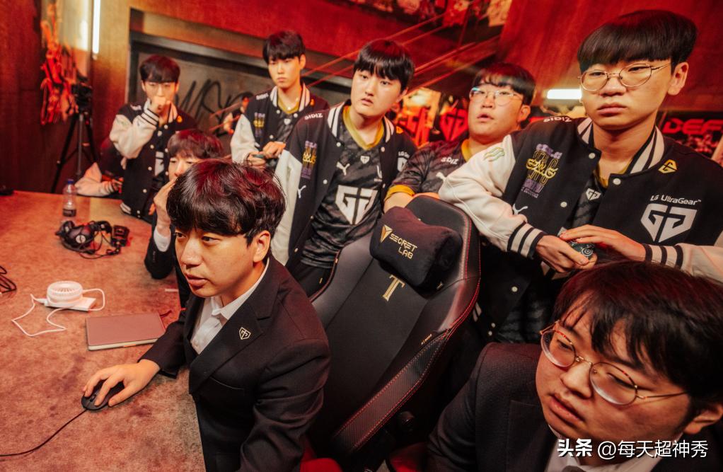 MSI四強戰來襲，C9上單看衰BLG，Bin贏得Chovy認可 - 頭條匯